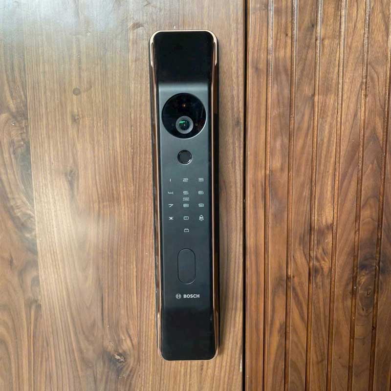 Khóa cửa - Khóa điện tử Bosch FU6 Plus - Nhận diện khuôn mặt AI, chính ...